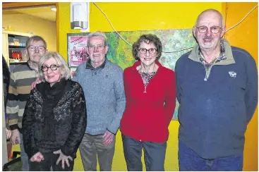 En manque de bras, l’Associatio­n de quartier du Bourg-le-Comte ...