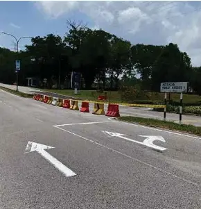 INSTALL TRAFFIC LIGHTS AT HAZARDOUS JUNCTIONS - PressReader