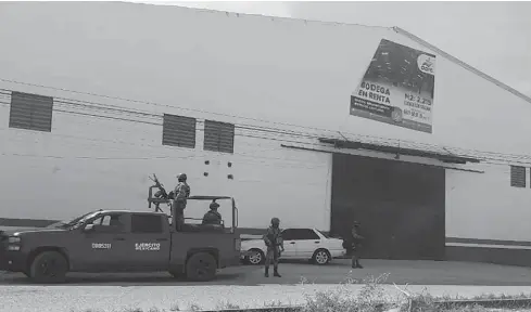 100 toneladas de sustancias químicas decomisan tras el cateo a una bodega - PressReader