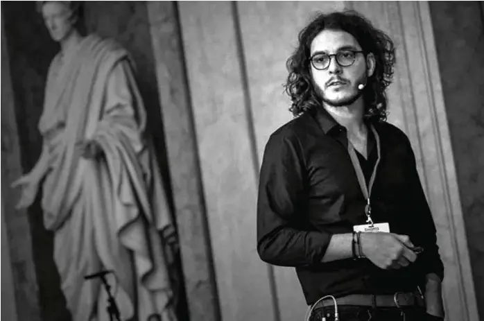 Brasileiro sonda alicerces do Universo com o uso de metafísica experiment­al - PressReader