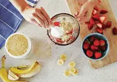 MAKAN SIHAT, BERGERAK AKTIF - PressReader