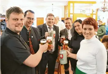 Der Becher läuft zum Start fast über - PressReader