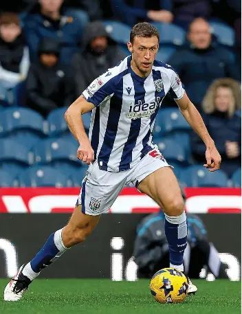 Giro champion Yates announces his surprise retirement from cycling ...