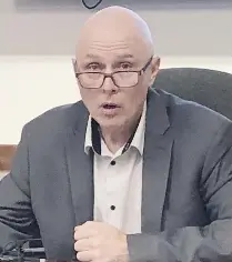 Nord-Ouest: le gouverneme­nt abolit un financemen­t aux élèves aux ...