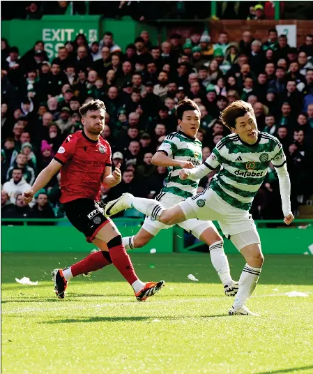 Patience pays off as second-half salvo extends Celtic’s lead - PressReader