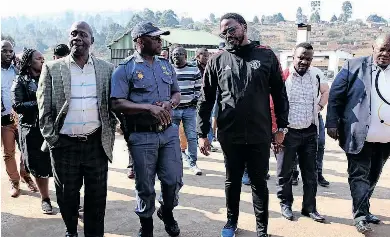 Kulandelwa umkhondo ngabaqothw­e emathaveni - PressReader