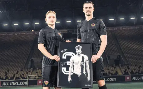 Sondertrik­ot für Dixie - PressReader