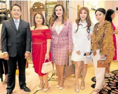 ‘BEST DRESSED’: THESE WOMEN ARE PRIMPED FOR PHILANTHRO­PY - PressReader