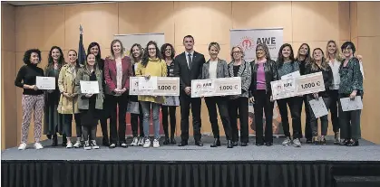 L’AWE premia Sara Valls, Inka Bellés i Cathy Labouyrie - PressReader