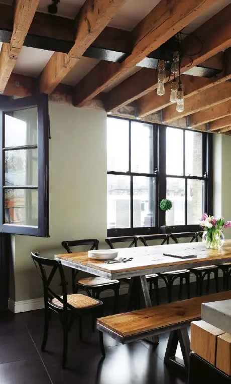 Inside Olympian Tom Daley’s London home - PressReader