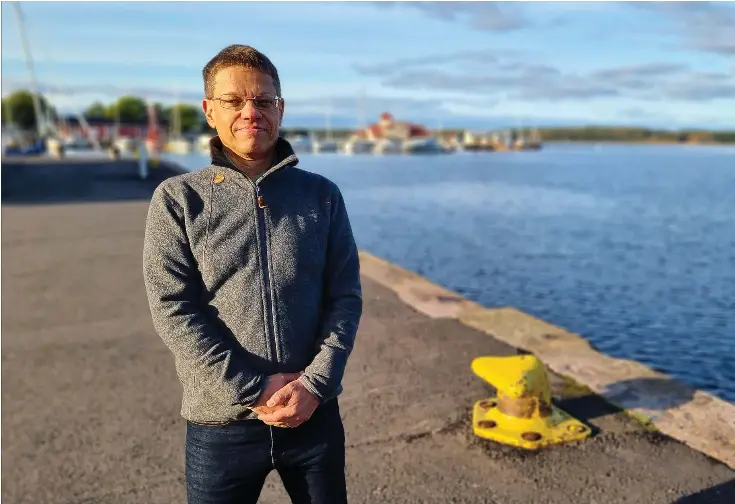 Ekenäsbo skrev bok om bortglömt haveri - PressReader