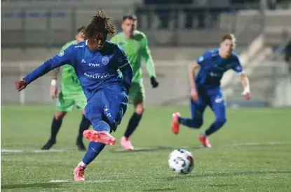 Enfin une première victoire éclatante pour l’Estac - PressReader