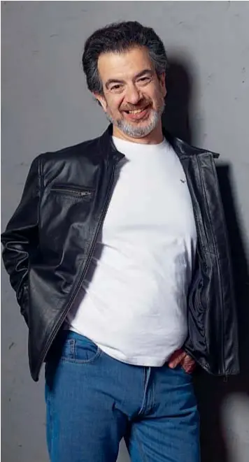 GUSTAVO ESPOSITO, ACTOR - PressReader