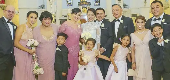 Mark Villar & Em Aglipay: Newlyweds in Congress - PressReader