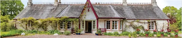 Stylish dower house that’s big on space - PressReader