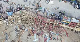 4 dead, hundreds hurt in Colombia bullring grandstand collapse ...