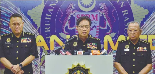 Businessma­n, ex-political secretary to be charged - PressReader