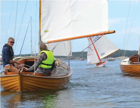Smäckra träbåtar fick glänsa på Rossö under Albert Race - PressReader