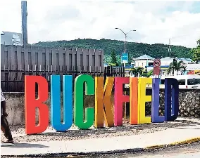 Buckfield community gets sign - PressReader