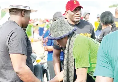 Scott celebrates birthday with Mega outdoor party - PressReader