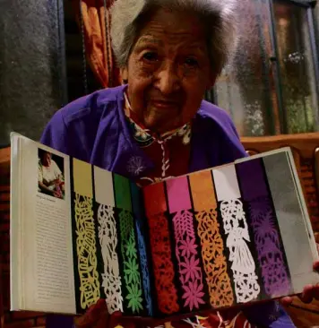 Meet the real ‘Pastillas (Wrapper) Girl’ - PressReader