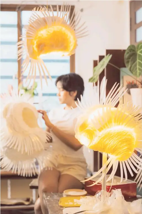 Chini Lichangco sculpts light - PressReader