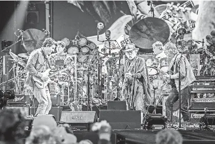 Rememberin­g rhythms of Weir’s final show - PressReader