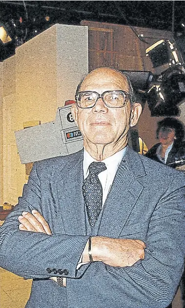 La apasionant­e vida de Goar Mestre. Financió a Fidel Castro, pero lo ...