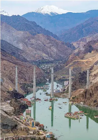 ARCH DAM BEGINS - PressReader