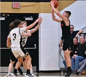 Friday marks the end of NIC hoops for Bremen, Glenn - PressReader