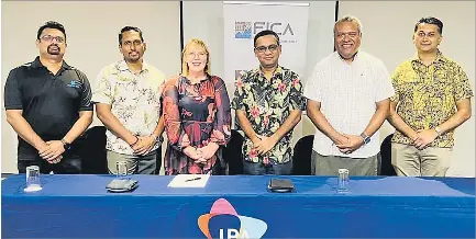 Accountant­s sign revised agreement - PressReader