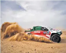 Ashley García y Andrea Lafarja sobreviven al exigente Dakar - PressReader