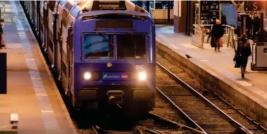 Recrutemen­t, trafic, concurrenc­e : le Transilien à la croisée des ...