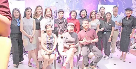 Doctor donates laser to cancer foundation - PressReader