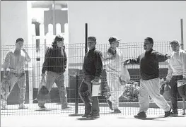 ACLU sues to stop fast-track deportatio­n policy - PressReader