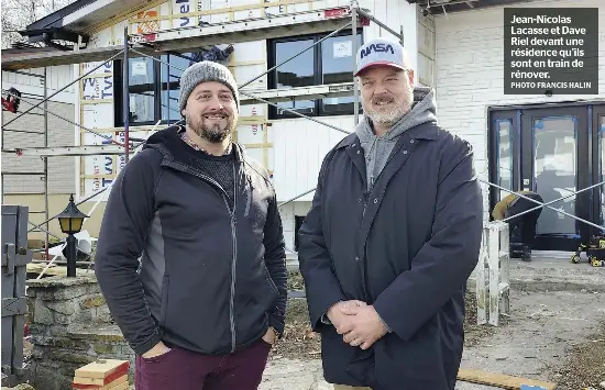 Ils achètent des maisons délabrées à des gens mal pris - PressReader