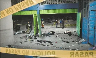 Avalancha humana causa 12 muertos - PressReader