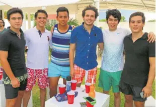 EL COCTEL - PressReader