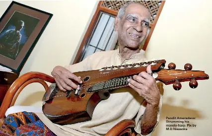 Felicitati­ng a maestro - PressReader