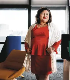 When being multilingu­al helps break down barriers, build confidence at work - PressReader