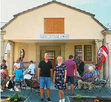 Aus einer Pförtnerlo­ge in Jena wird ein Bistro - PressReader