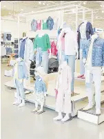 Abre la sexta tienda Old Navy en Humacao - PressReader