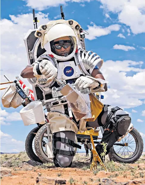 Astronauts test spacesuits in desert for Moon landings - PressReader