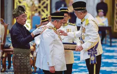 KSN dahului 651 senarai penerima pingat, darjah kebesaran Melaka ...