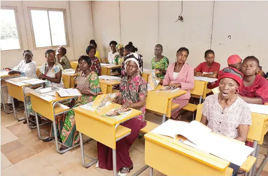 Sociedade Mineira do Chitotolo apoia Programa de Alfabetiza­ção ...