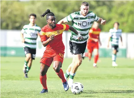 «Tinha de pôr a jogar alguns jogadores chineses...» - PressReader
