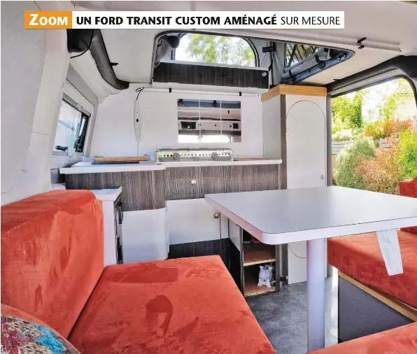 Zoom : un Ford Transit Custom aménagé - PressReader