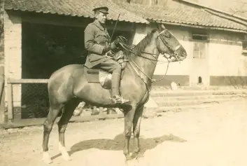 JOHN MCCRAE: A SOLDIER AND A SURGEON - PressReader