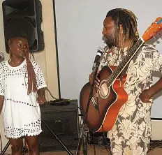 Robezskill e Banda Neketela apresentam Fuenge Namuene - PressReader