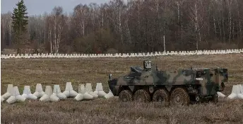 Poland border fence divides officials and rights groups - PressReader